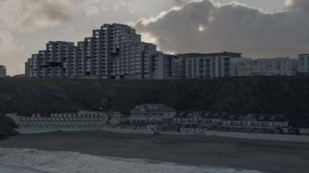 Hotel Bristol Narrowcliff plans for Newquay are approved - BBC News