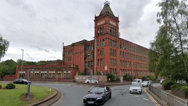 Plans to transform historic Warwick Mill in Middleton submitted - BBC News