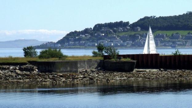 Fish processing plant plans at Ardyne Point approved - BBC News