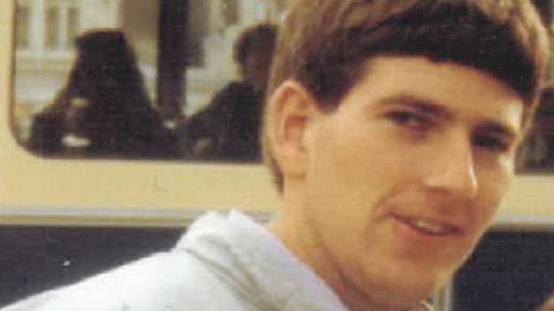 Steven Clark: Missing man plea renewed 30 years on - BBC News