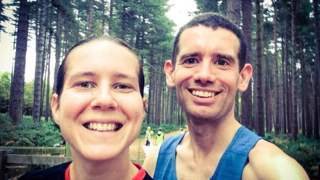 Wedding day Parkrun for happy couple... and 100 friends - BBC News