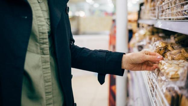 'The cost of living started my shoplifting': Why stealing goods is on ...