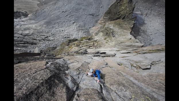 In pictures: Jonathan Griffith's mountain photography - BBC News