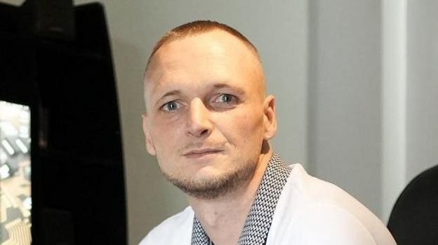 Bitcoin man sues Newport council over '£600m fortune lost in tip' - BBC ...