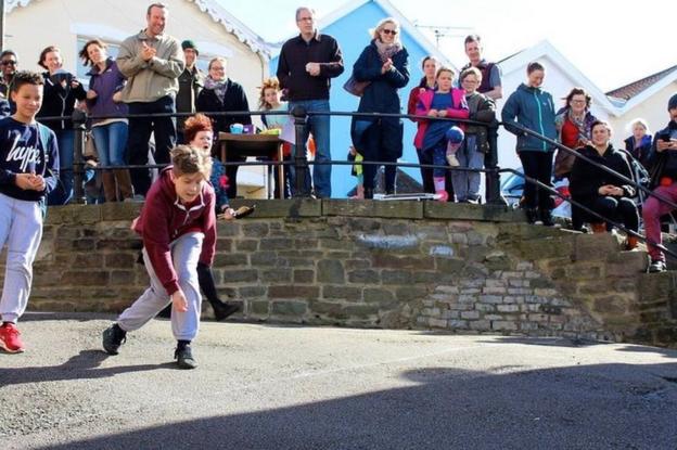 Where are England's steepest streets? - BBC News