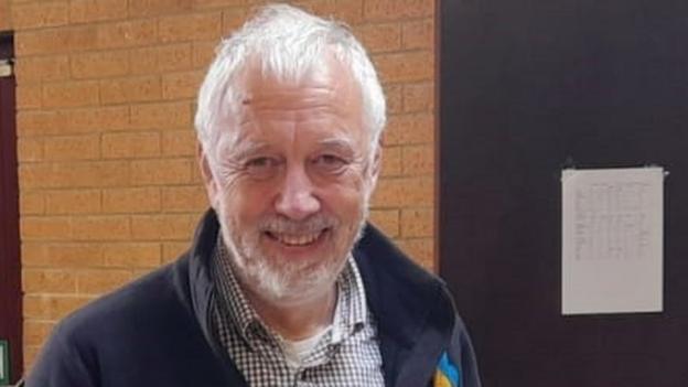Dorset councillor Tony Ferrari dies after collapsing while running ...