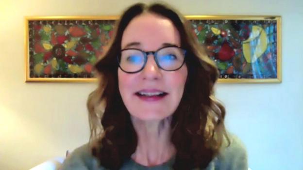 Wordle inventor 'overwhelmed' as New York Times buys game - BBC News