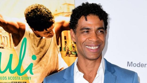 Carlos Acosta receives honorary University of Birmingham degree - BBC News