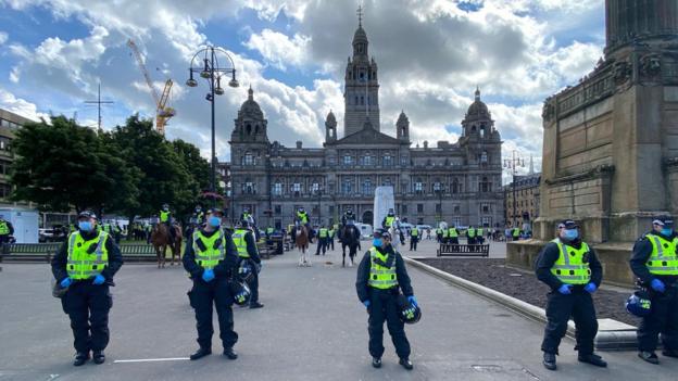 Black Lives Matter protests held across England - BBC News
