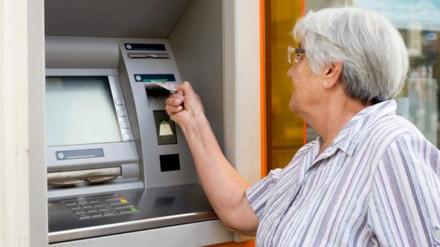 No new 2p or £2 coins to be made for 10 years - BBC News