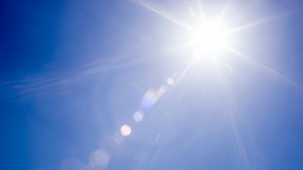 UK heatwave: What is a heatwave? Amber heat health alert issued for ...