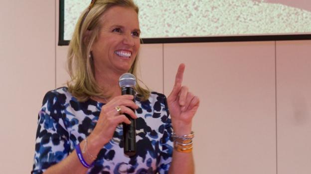 Schools to offer human rights lessons from US Kennedy project - BBC News