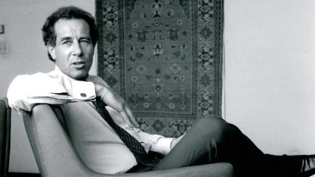 A man for all seasons - how Issy Sharp built his hotel chain - BBC News