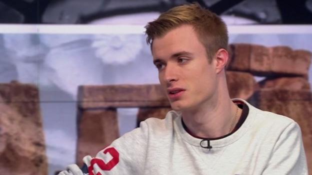 Hundreds of cases dropped over evidence disclosure failings - BBC News