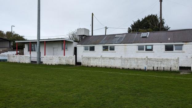Frome Town Football Club home to undergo £500k refurb - BBC News