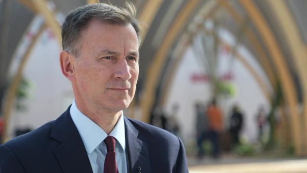 UK explores using frozen Russian assets to fund Ukraine defence - BBC News