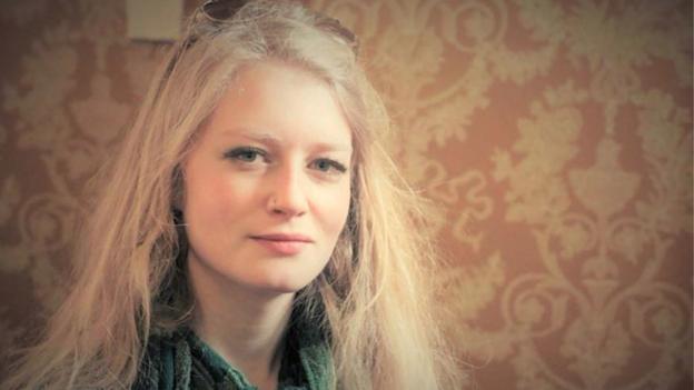 Gaia Pope: Police watchdog report on teen's death published - BBC News