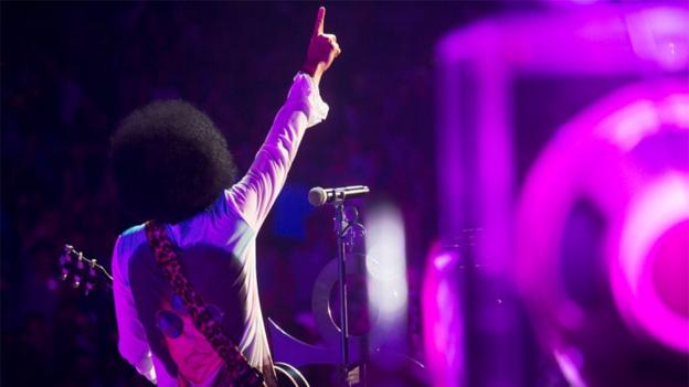 HITNRUN: Behind the scenes of Prince's new album - BBC News