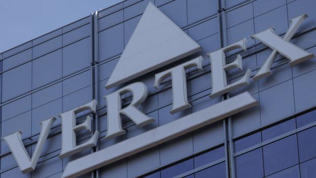 Cystic fibrosis: The miracle drugs priced out of reach - BBC News