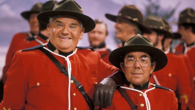 'To me, to you!' What makes a great double act? - BBC News