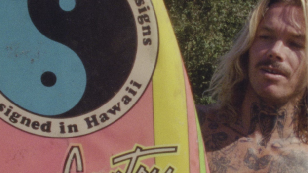 Big wave surfer Tom Lowe back after near-death wipeout - BBC News