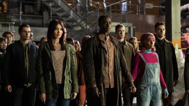 How Channel 4's Humans was 'relevant in advance' - BBC News