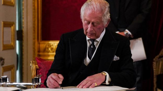 King Charles III: Charles 'officially proclaimed' the new King - BBC ...