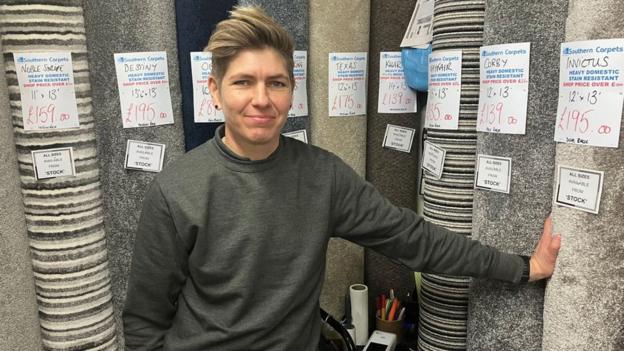 Stevenage Indoor Market must change to survive, say traders - BBC News