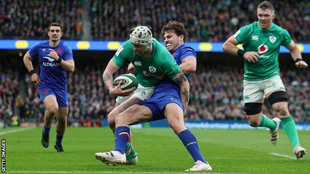 Antoine Dupont: France captain 'ready to suffer' against South Africa ...