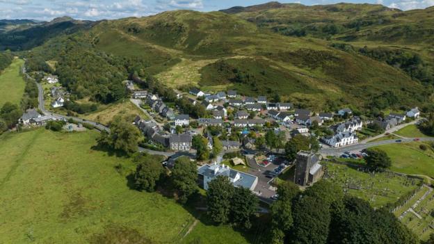 Kilmartin: The museum showing treasures found on its doorstep - BBC News