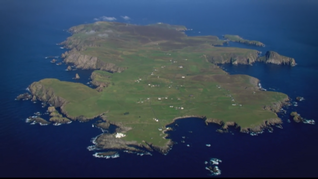 The glory of 24-hour power finally reaches Fair Isle - BBC News
