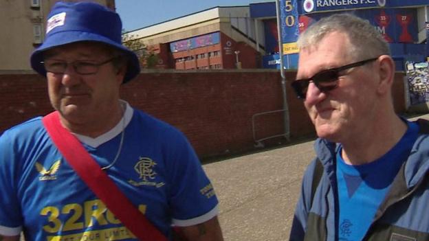 Heartbreak for fans as Rangers lose Europa final in Seville - BBC News