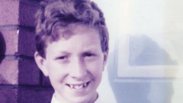 Hillsborough trial: Trevor Hicks describes 'worst moment' - BBC News