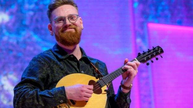 Singer Ellie Beaton named BBC Young Traditional Musician for 2025 - BBC ...