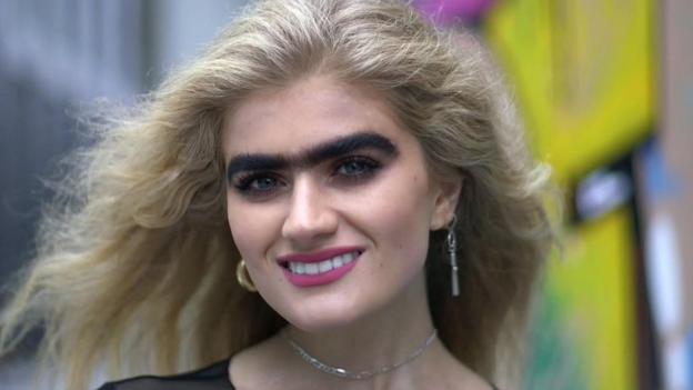 Januhairy: Why women are growing out their body hair - BBC News