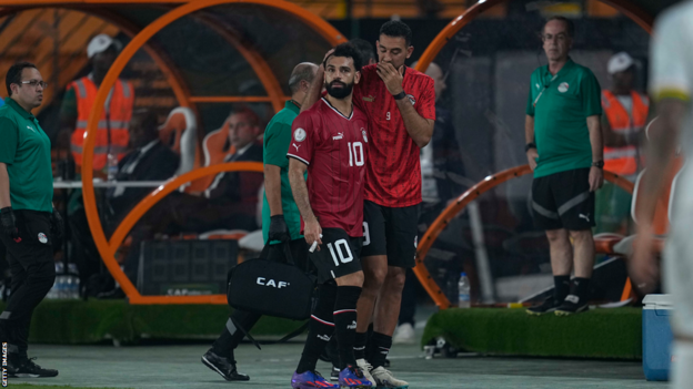 Mohamed Salah injury: Liverpool and Egypt forward has 'proper tear in ...