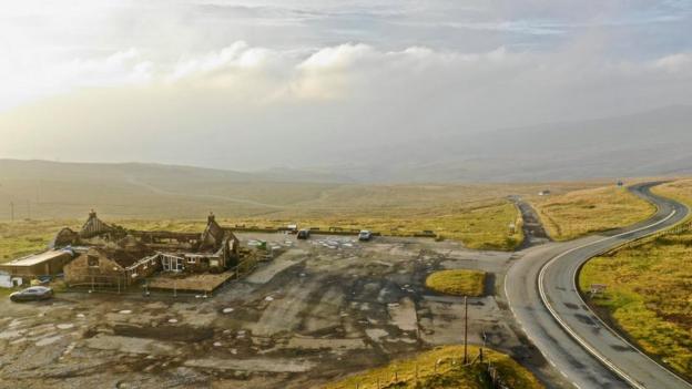 Cumbria's Hartside Cafe to be rebuilt on hill-top site - BBC News