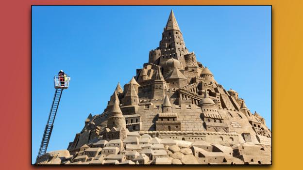 Tallest sandcastle in the world built in Denmark - BBC Newsround