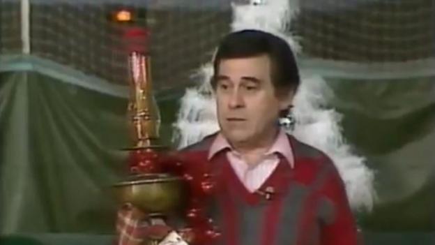 TV and theatre favourite Glen Michael recalls a life in showbiz - BBC News