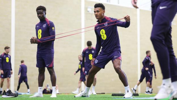 Euro 2024: England player profiles - BBC Newsround