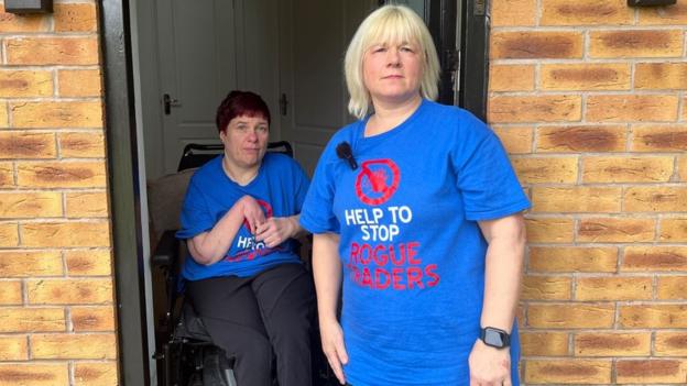 Bury family tells of 'nightmare' renovation with rogue builder - BBC News