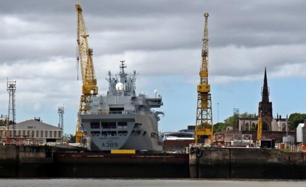 UK shipyards land Royal Navy contracts worth £1bn - BBC News