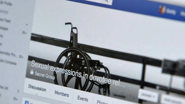 'Pretty Cripples' and the people turned on by disability - BBC News