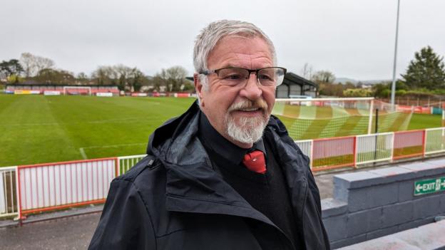 Frome Town FC: 'Celebrations' as new leader takes over stadium - BBC News