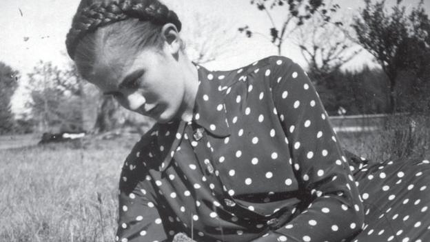 Remembering my World War Two fiance - BBC News