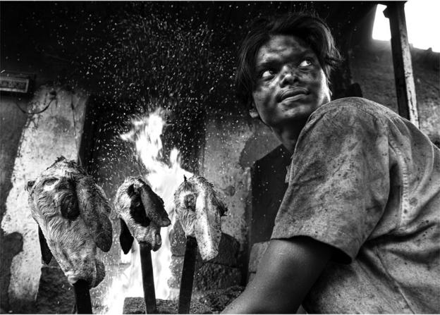 In pictures: The many lives of India's Dalits - BBC News