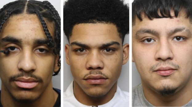 Jamie Meah: Police hunt for three men two years after stabbing - BBC News