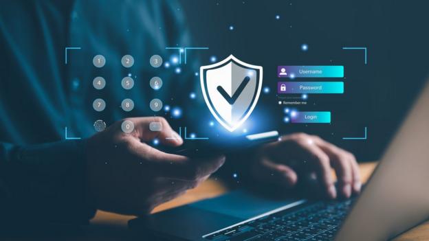 Famed US hacker Kevin Mitnick dies aged 59 - BBC News