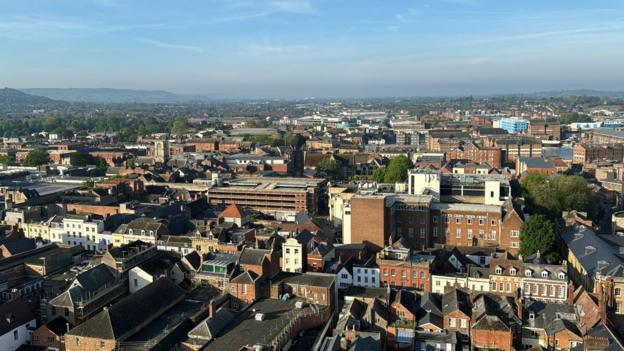 Gloucestershire may join Weca to 'cash in' on Bristol's wealth - BBC News