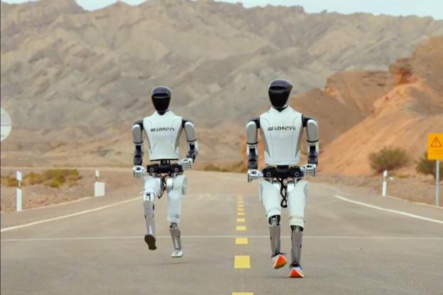 STAR1: How this speedy robot used trainers to run - BBC Newsround